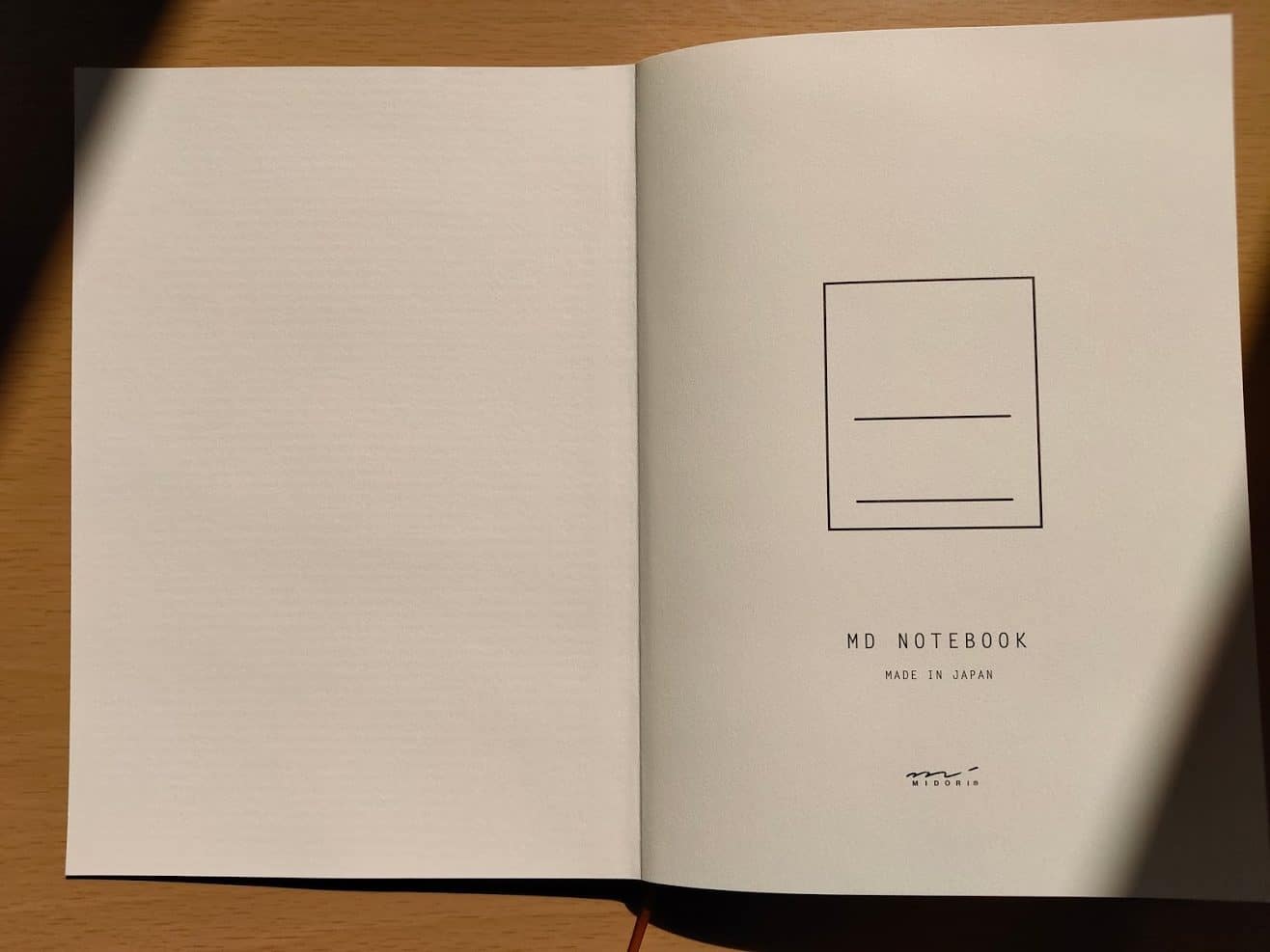 Midori MD Notebook Review: Beautiful White Cover - Kosoado Japan